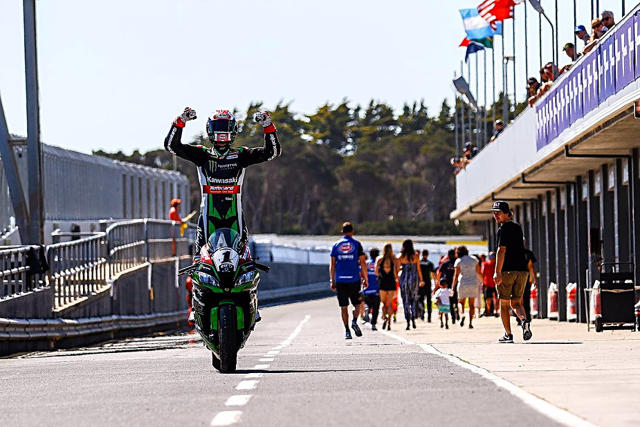 Rea Doubles Up in Australia after Crazy Race 2 – ThePitcrewOnline