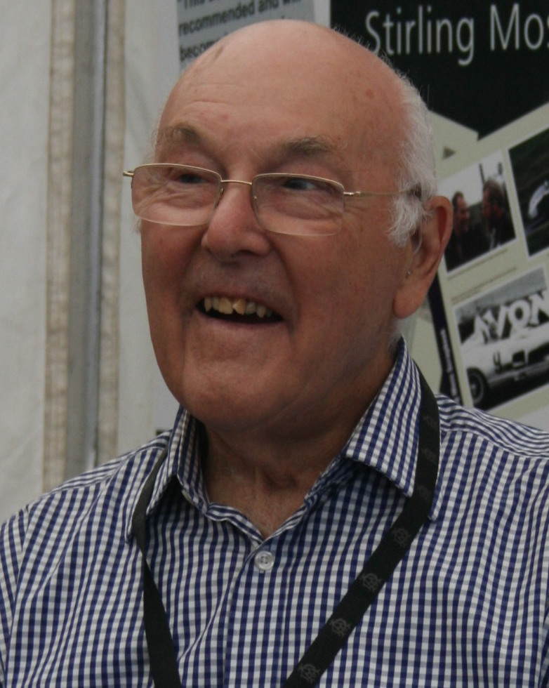 A tribute to Murray Walker – ThePitcrewOnline
