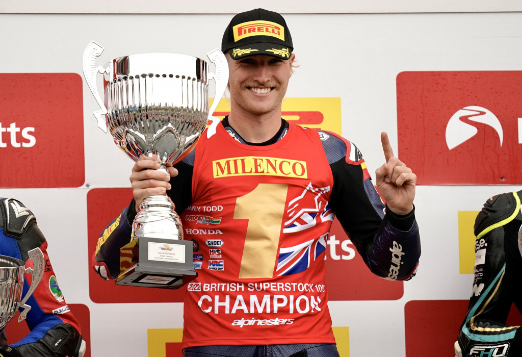 Not just a Road Racer! Davey Todd and the Milenco By Padgetts ...